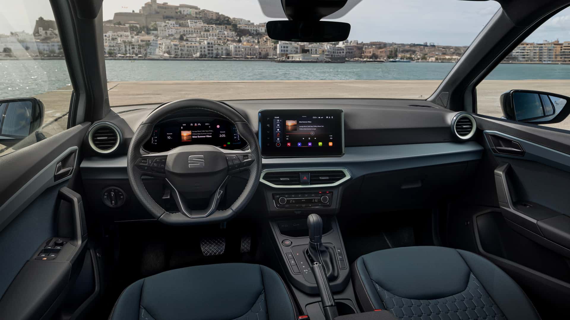 Photos: Seat Arona (2026) | Motor1.com