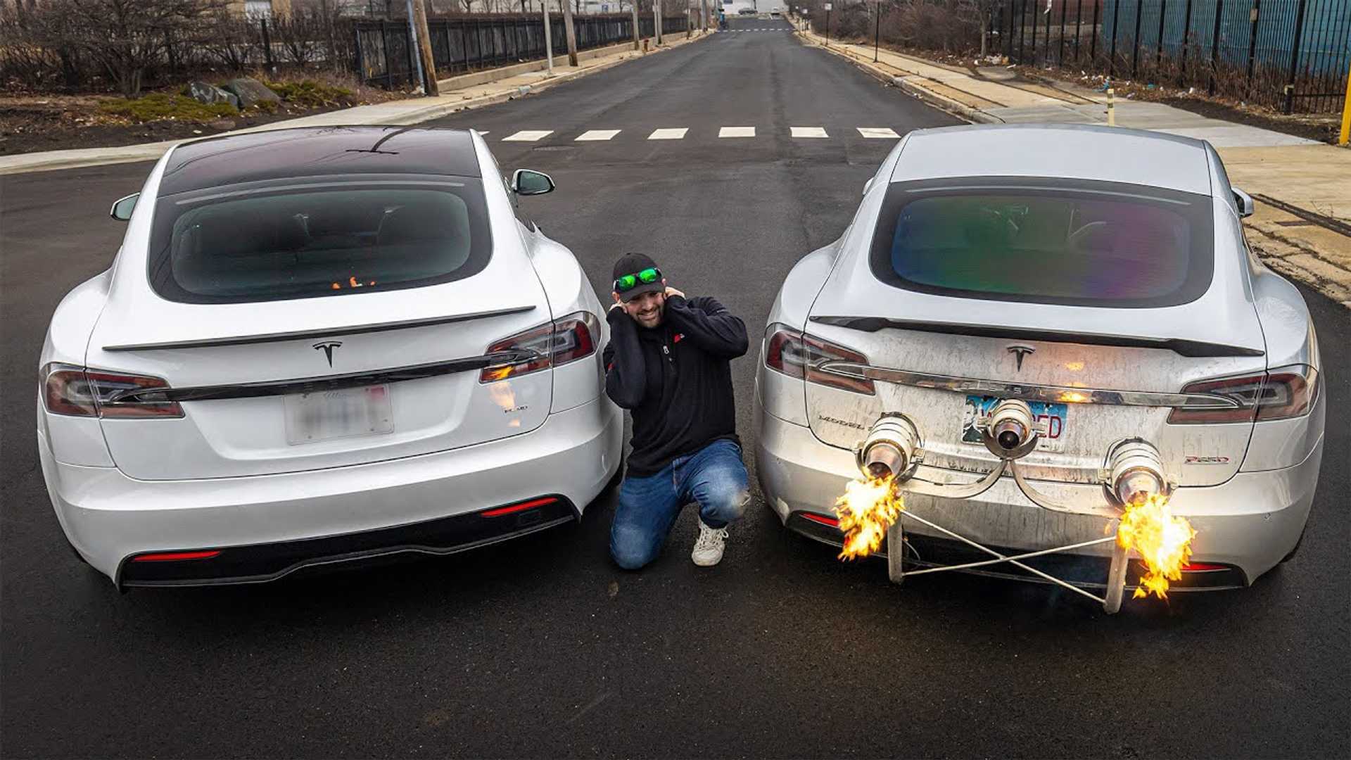 Watch Jet-Boosted Tesla Drag Race And Beat Model S Plaid