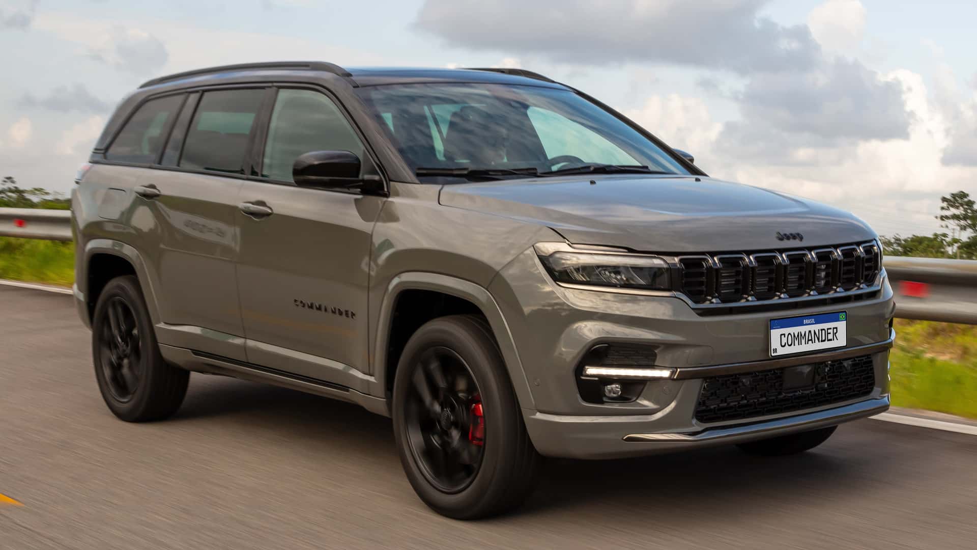 Jeep Commander alcança 50.000 unidades vendidas no Brasil em dois anos