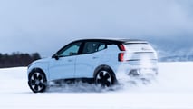 Volvo EX30 2025: por 21.400 euros con Wallbox incluido