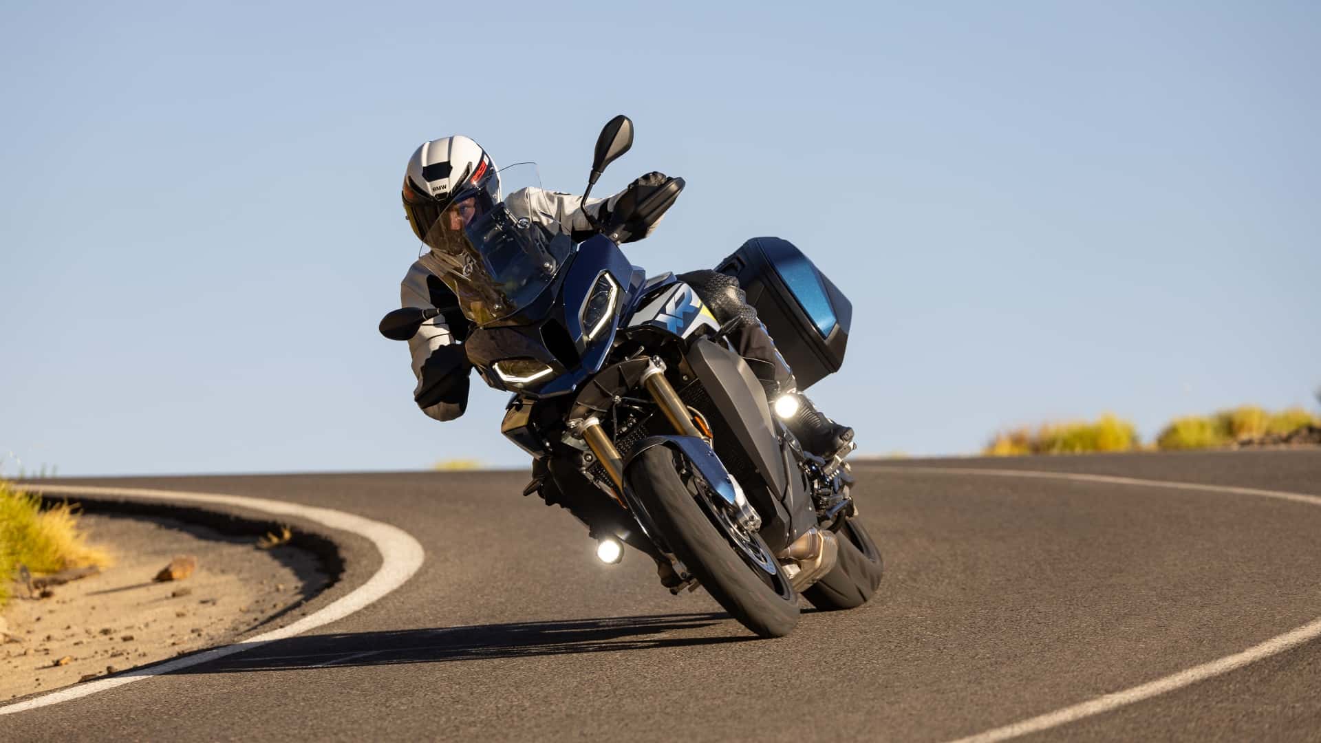 BMW Motorrad präsentiert die neue S 1000 XR