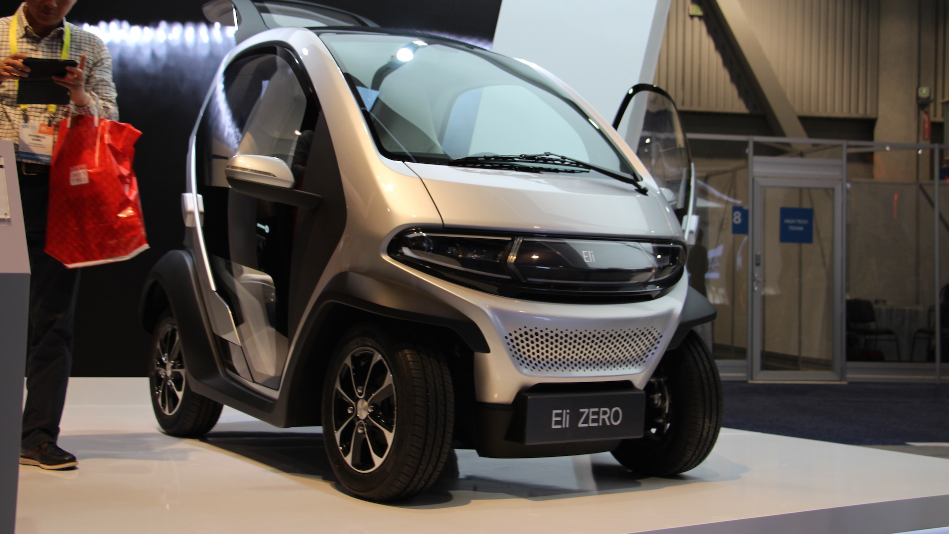 CES 2017 - La petite Eli Zero livre ses secrets