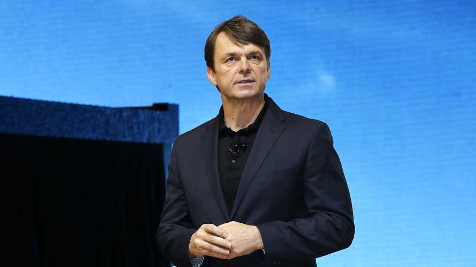 Mike Manley, posible nuevo número uno de Ferrari