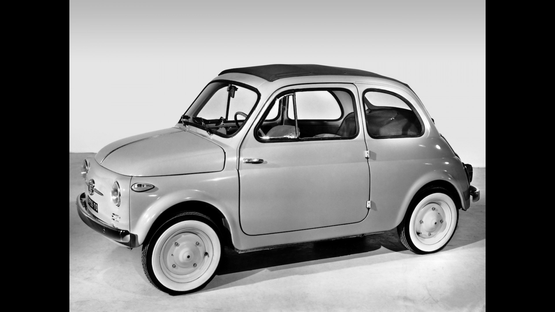 Auto "ovetto", dal Maggiolino alla 600 Multipla, fino ad oggi