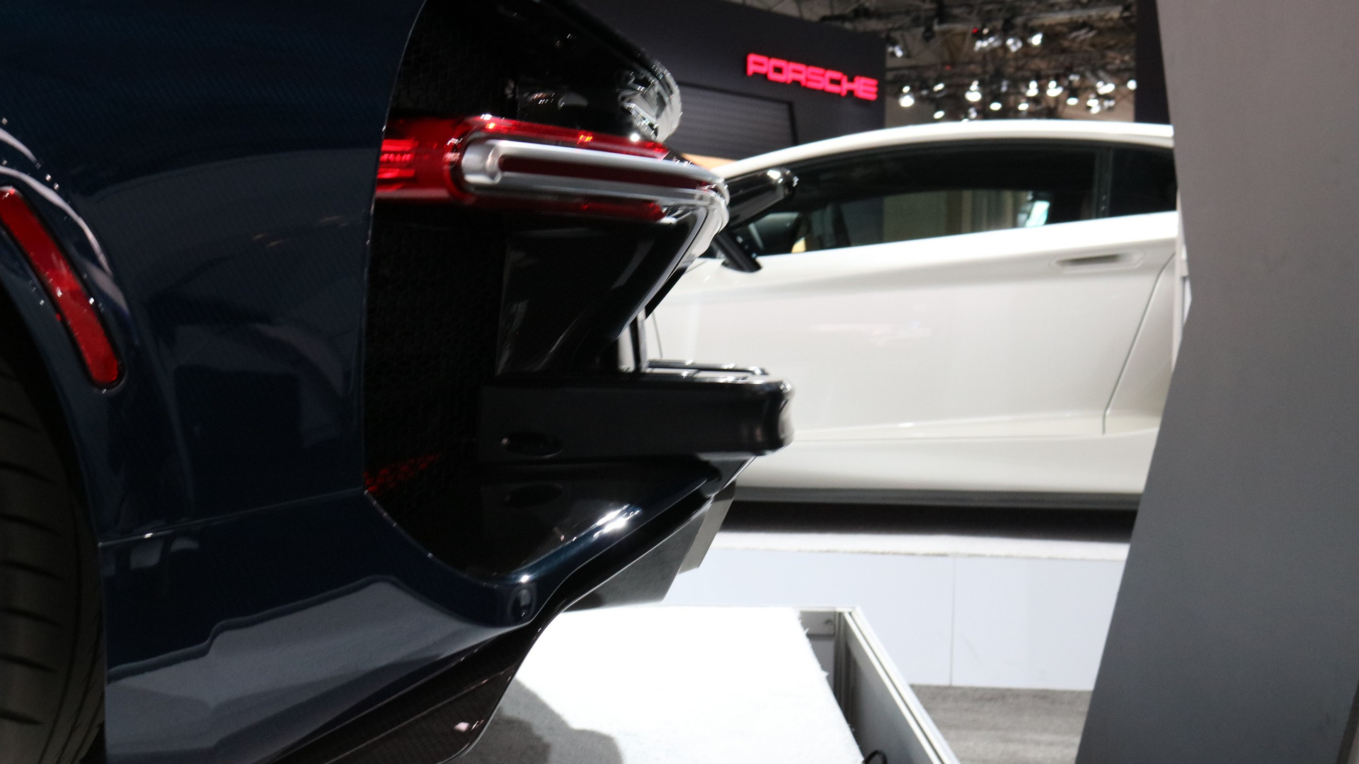 America Ruined The Bugatti Chiron With These Bumper Pads