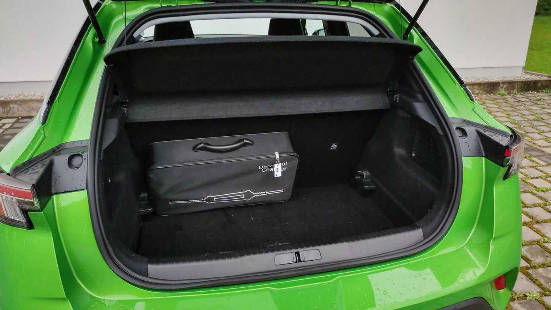 Stilvolle Kofferraumvolumen Opel Mokka Ebenbild