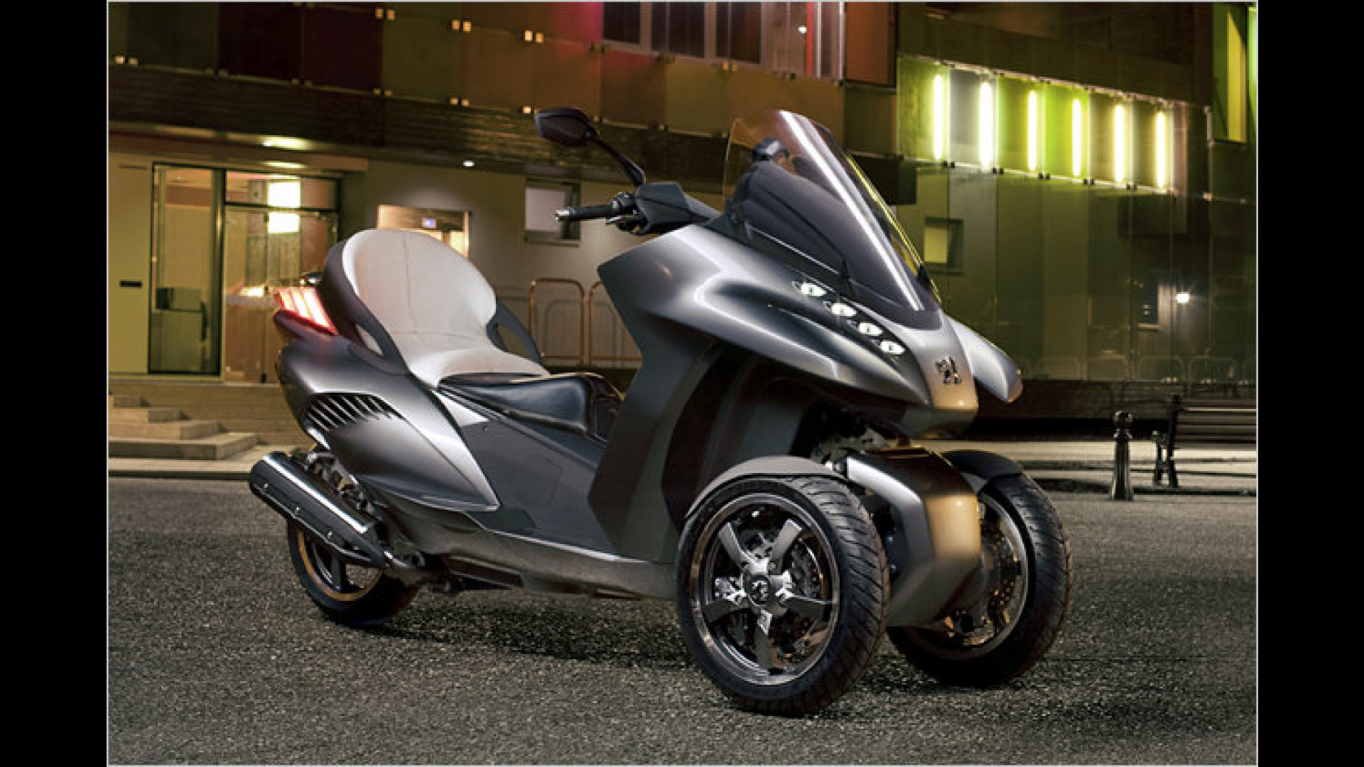 HYbrid3 Evolution Concept: Hybrid-Dreirad, nun ohne Dach