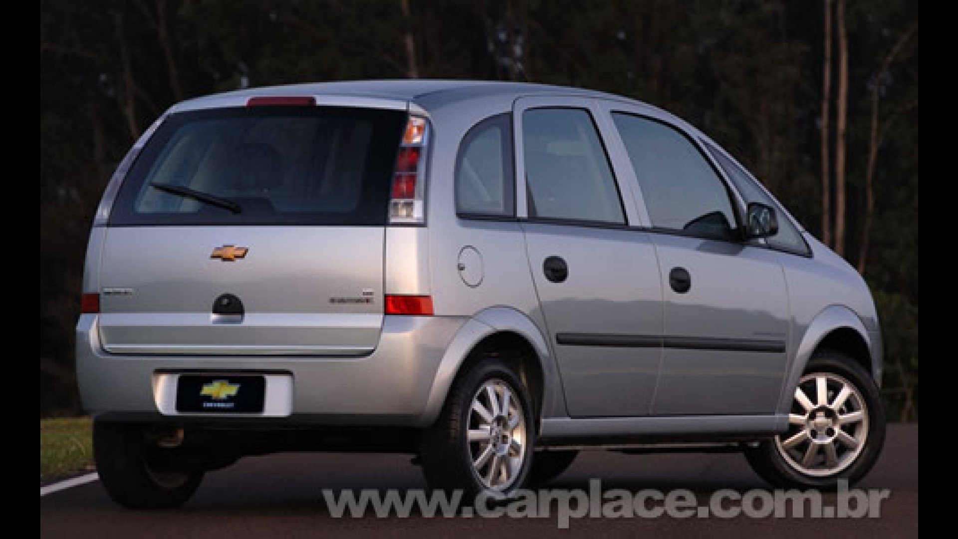 Chevrolet Meriva 2009 ganha motor 1.4 Econo.Flex, novo visual e nova versão