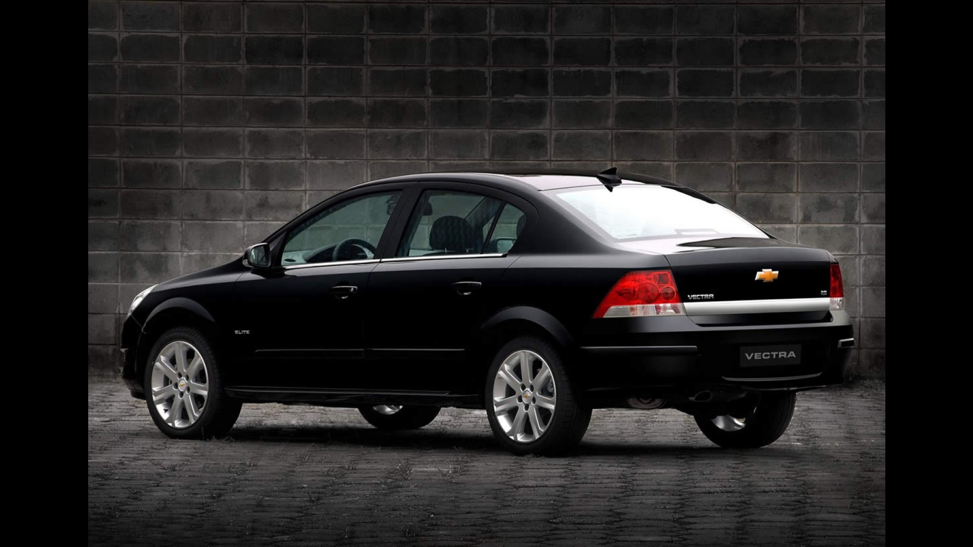 Chevrolet Vectra Elite e Vectra GTX 2010 ganham novas rodas de 17 ...