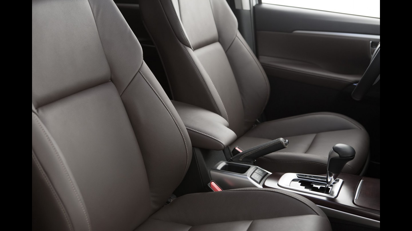 Teste CARPLACE: Toyota SW4 sobe de nível, mas vale um Discovery Sport?