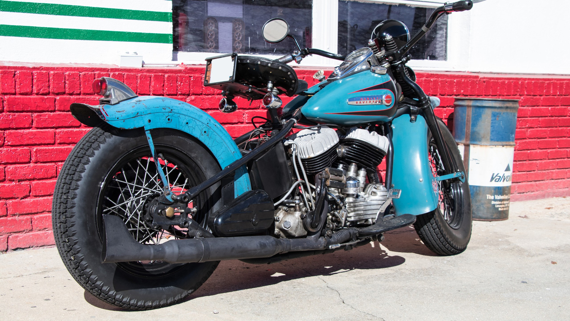 Vintage Review: 1947 Harley-Davidson UL Bobber