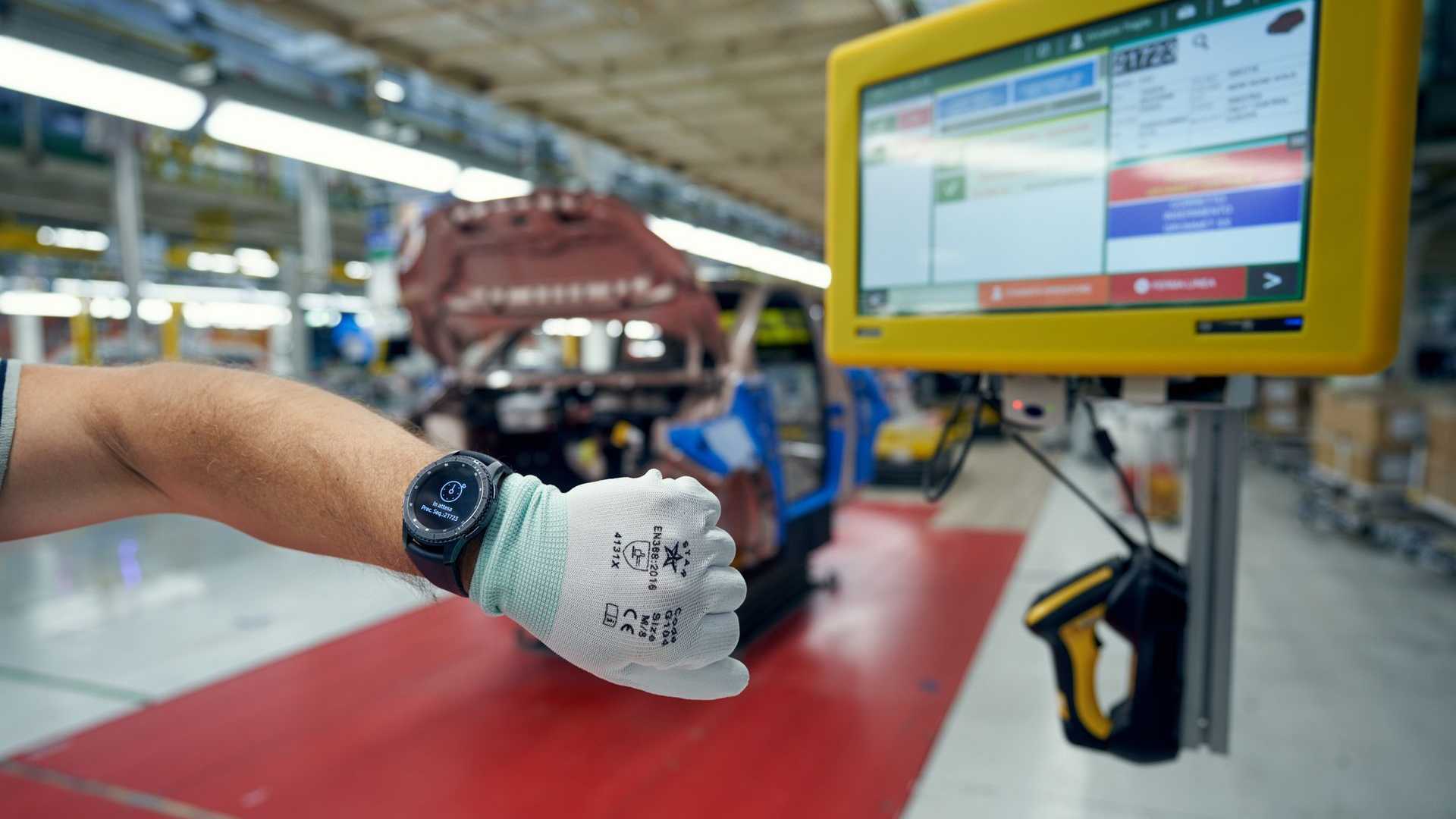 Fiat Shows Production Line Of The New 500 Electric