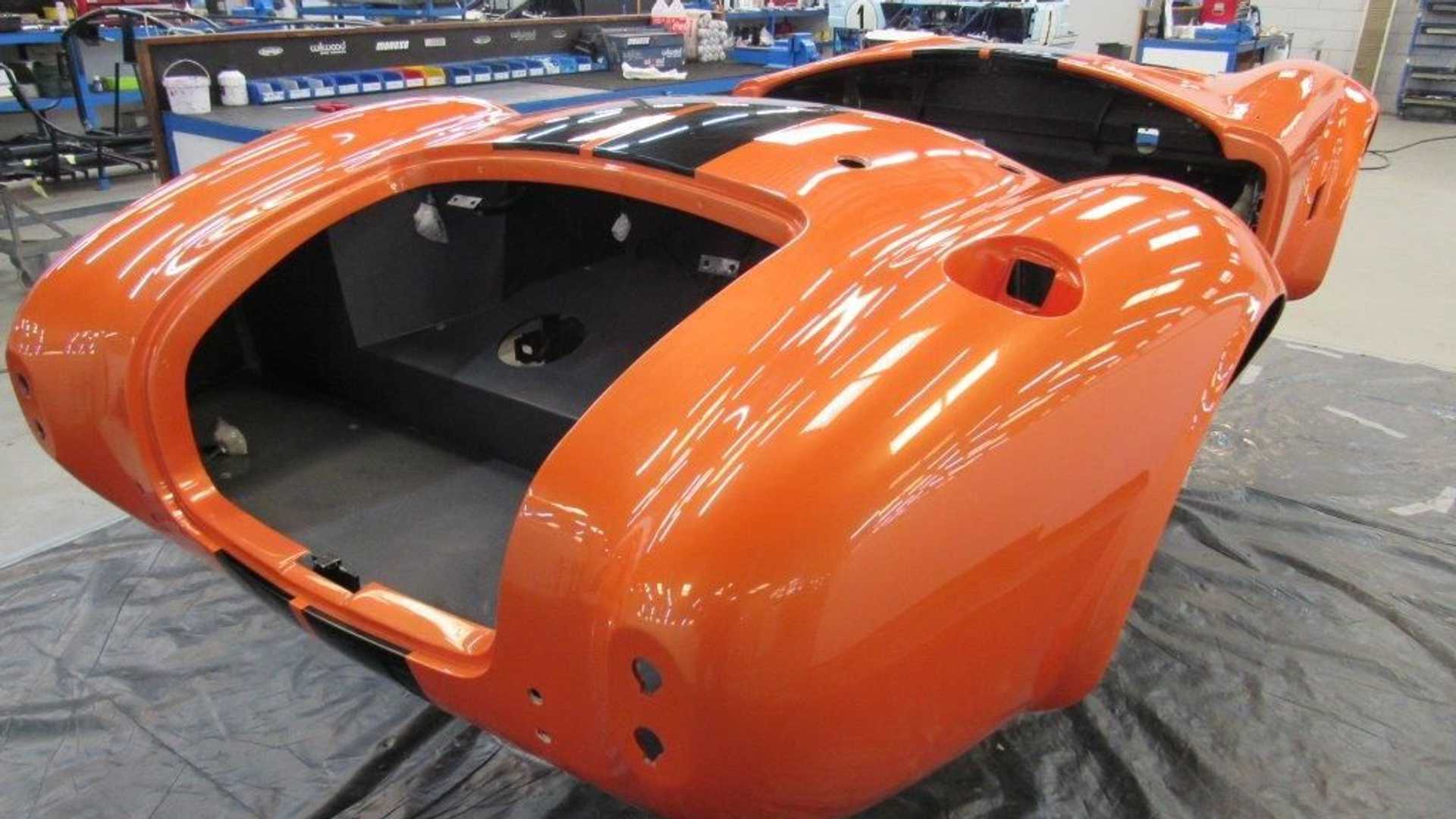 AC Cobra Series 4 electric InsideEVs Photos AC Cobra Series 4 electric InsideEVs Photos