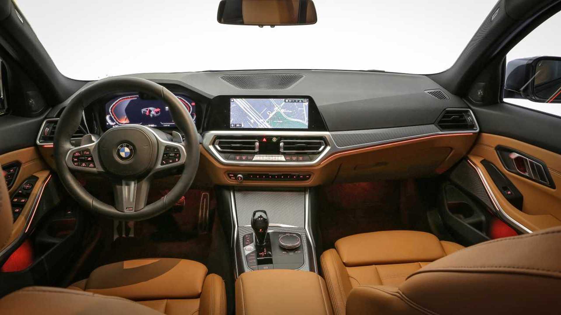 Comparativo: Novo BMW 330i encara Audi A4 e Mercedes C300