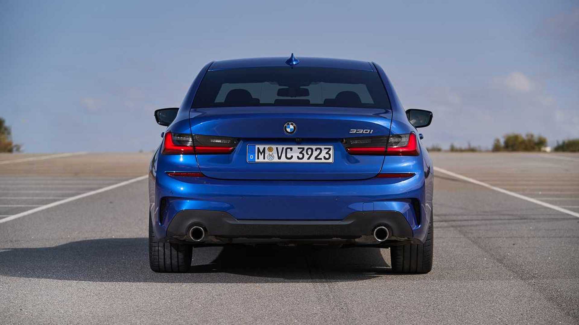 VW 아테온 vs Volvo S60 vs BMW 3시리즈 : 클리앙