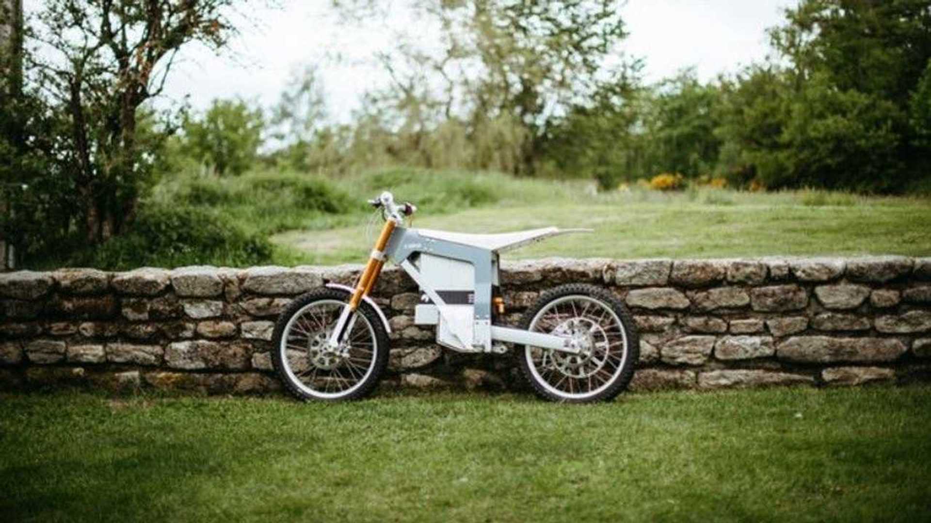 Cake, Paper, Scissors: Cake Considers Sustainable Paper Bike Panels