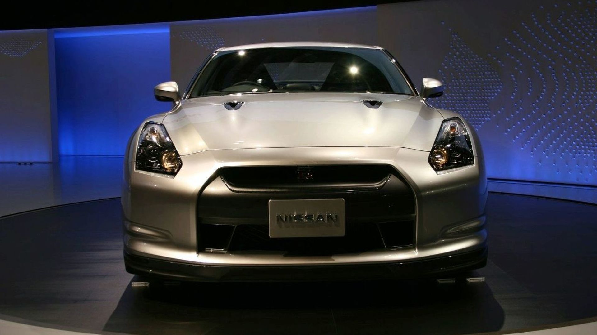 Nissan GT-R Officially Revealed | Motor1.com Photos