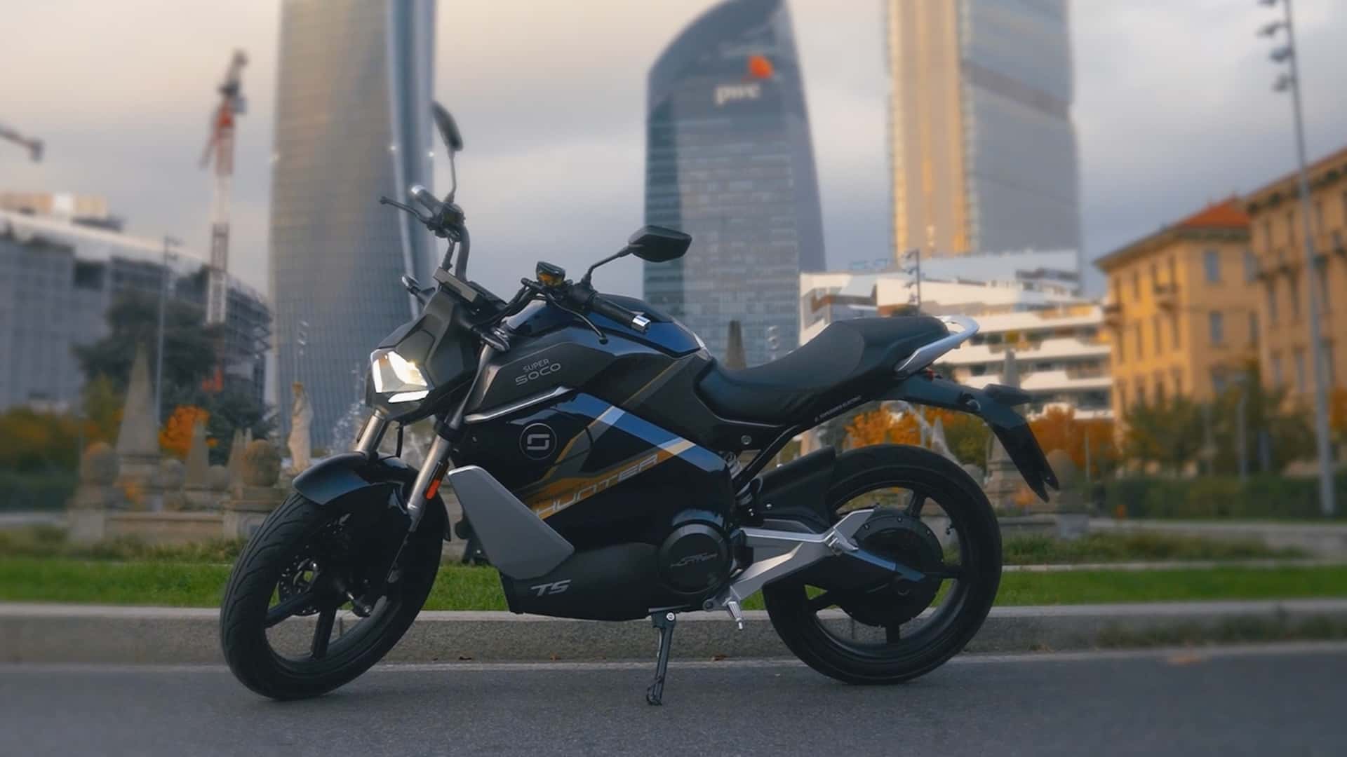 Check Out the All New VMoto TS Street Hunter EV
