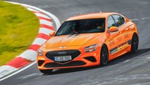 Genesis G70 becomes Ring-Taxi at the Nordschleife