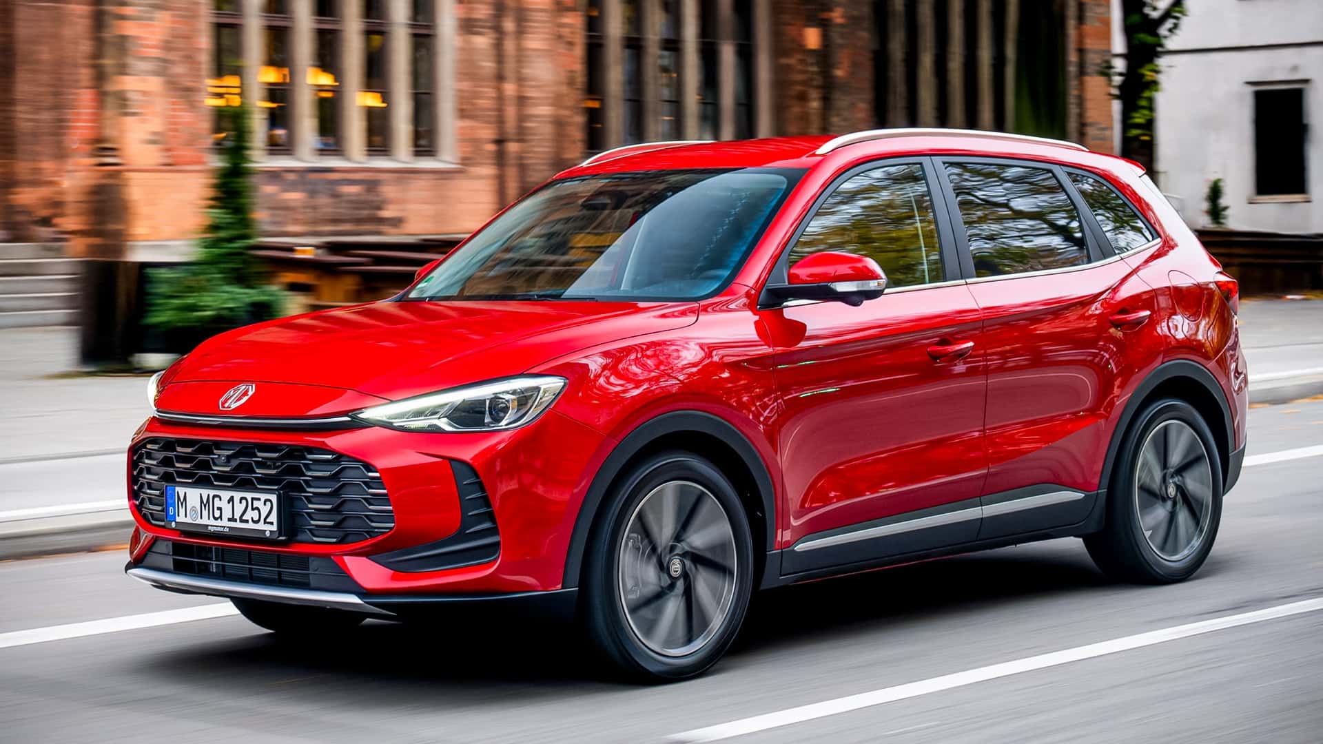 MG ZS Hybrid+ (2024) im Test: Der bessere Duster?