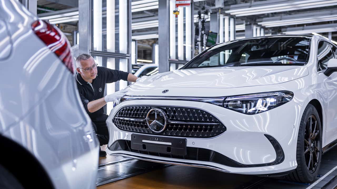 Mercedes wird nun doch länger auf Verbrenner setzen