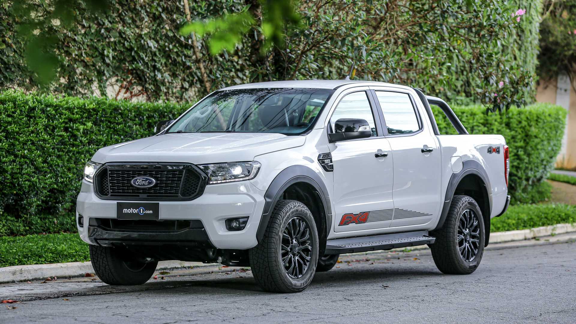 Teste: Ford Ranger FX4 2023 ainda agrada mesmo perto de mudar de geração