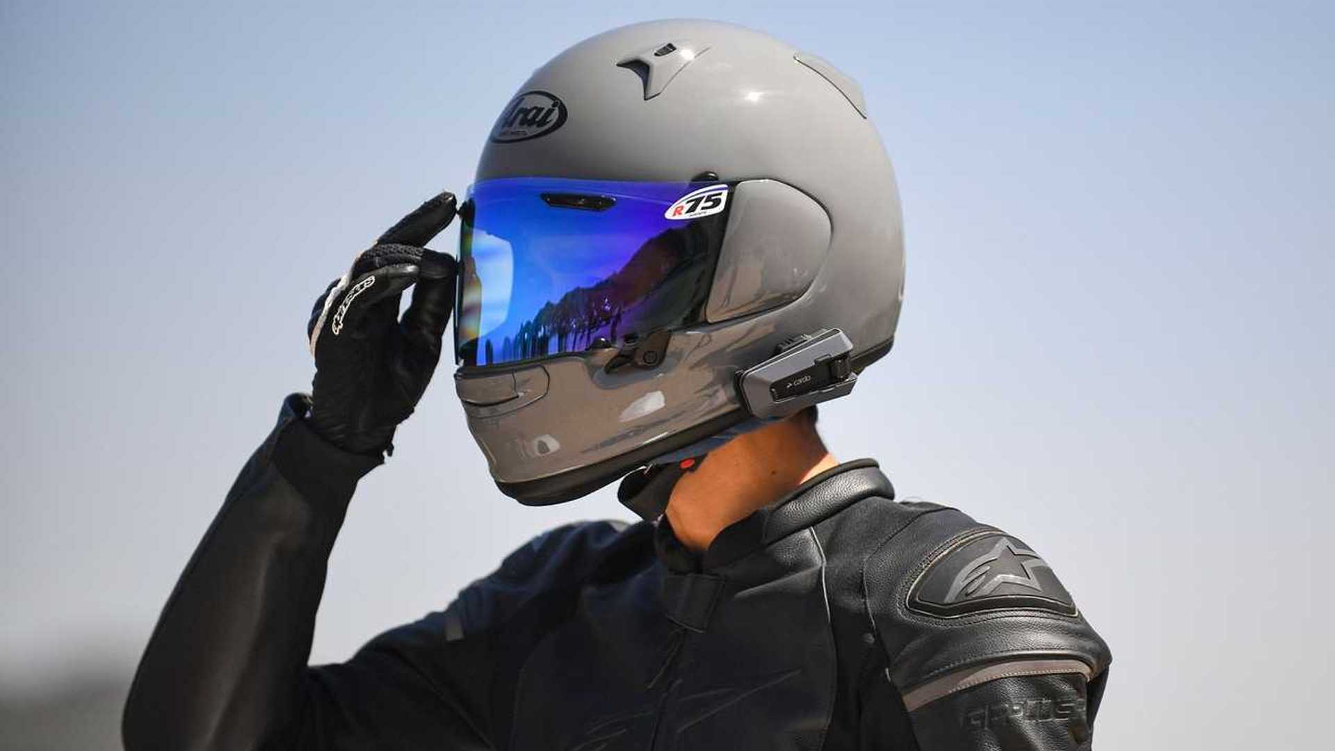 Gear Review: Cardo PackTalk Edge