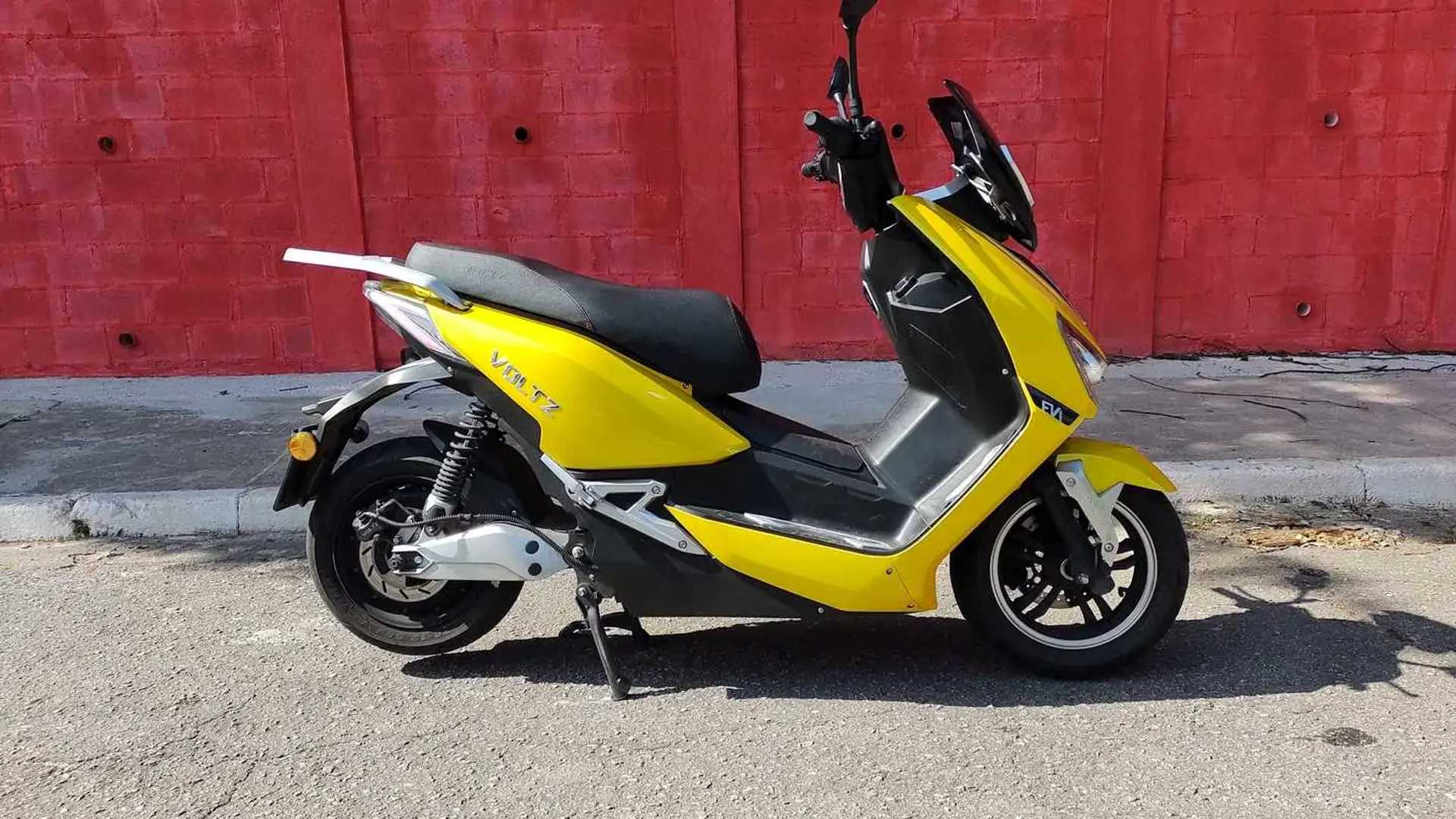 Teste rápido Voltz EV1 Sport: agora vale a pena ter uma moto elétrica?
