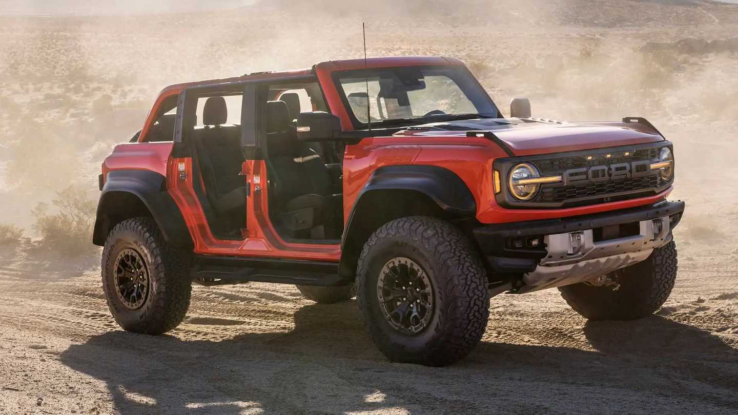 Ford Bronco Raptor é revelado com motor 3.0 V6 e mais de 400 cv