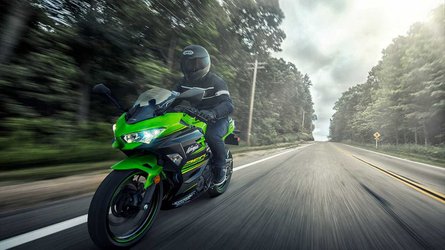 Kawasaki Unmasks New Ninja ZX-10RR At WSBK Winter Test