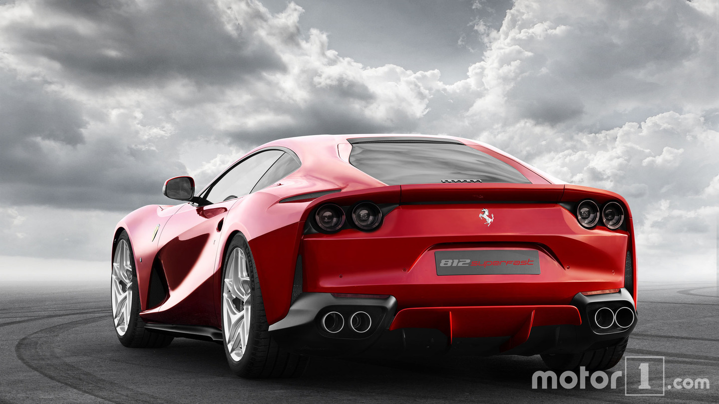 Discover the differences between the Ferrari 812 Superfast and F12tdf