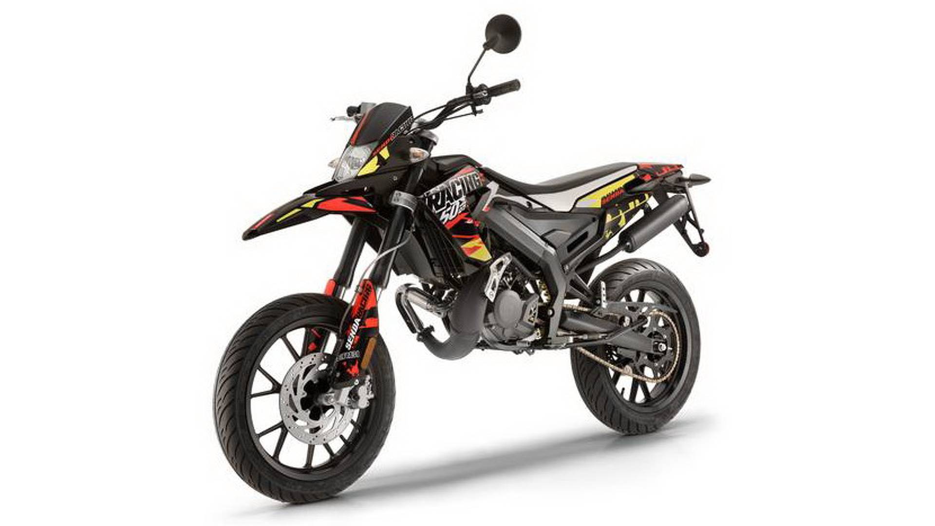 Piaggio presenta las nuevas Derbi Senda X-Treme y Racing 2018