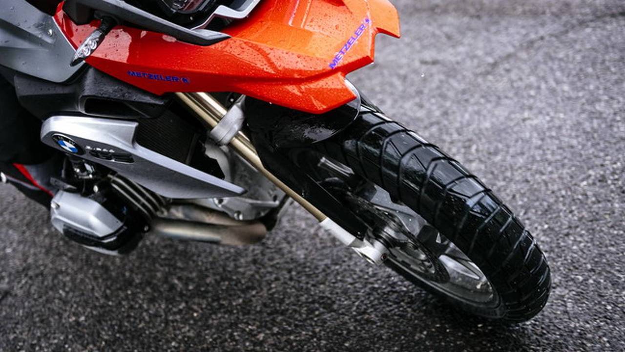 Metzeler presenta el nuevo KAROO Street