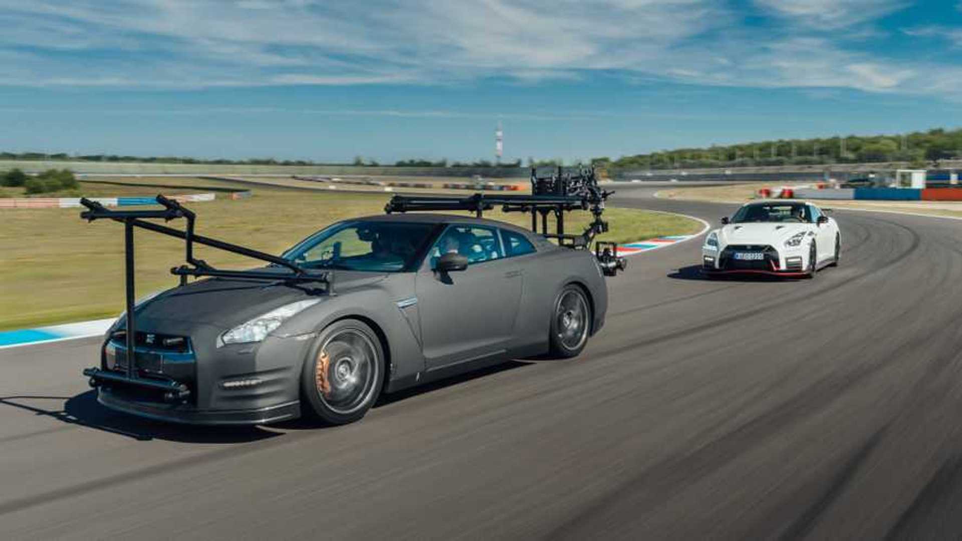 La Nissan GT-R se transforme en camera car