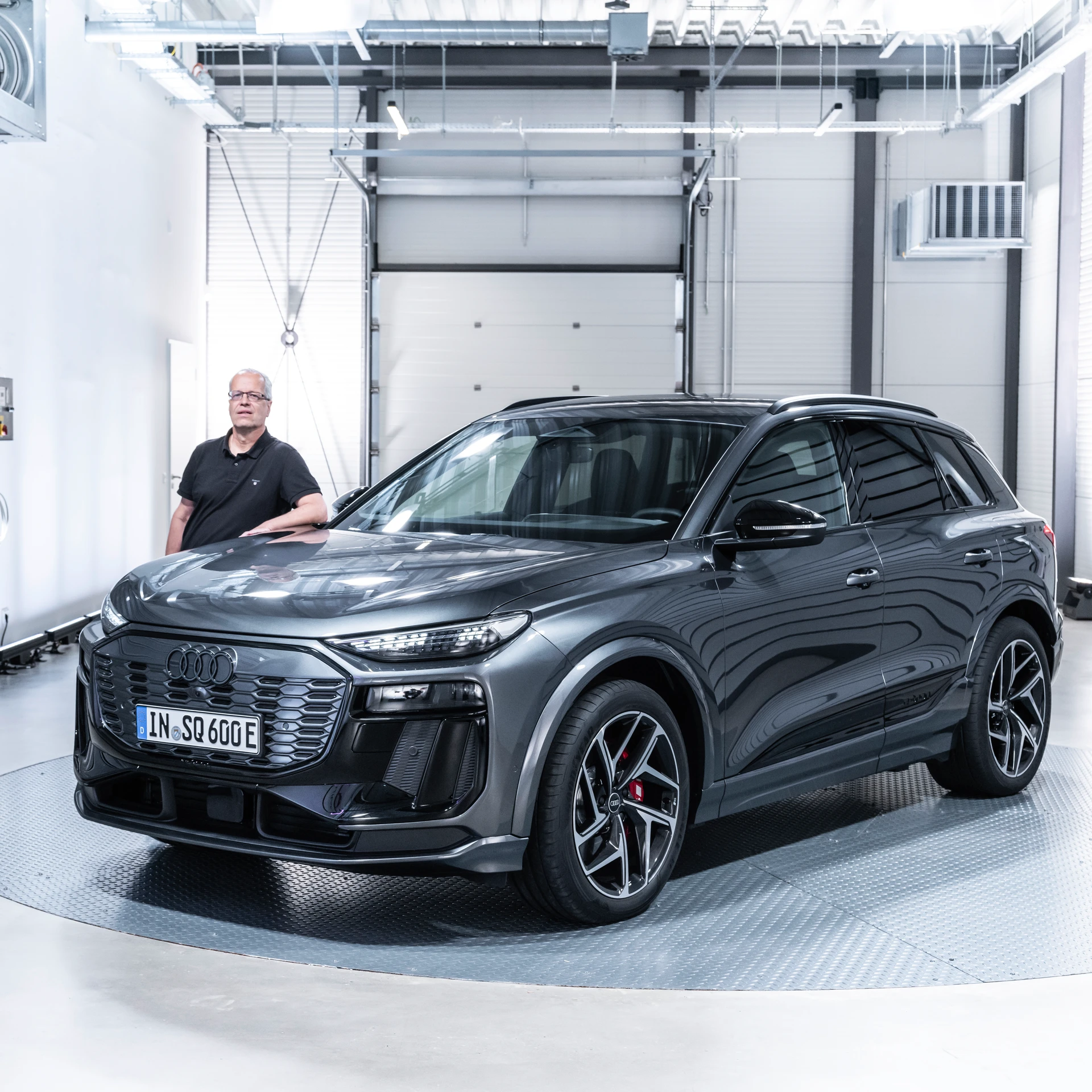 Audi Q6 e tron Elektro SUV startet mit bis zu 380 kW