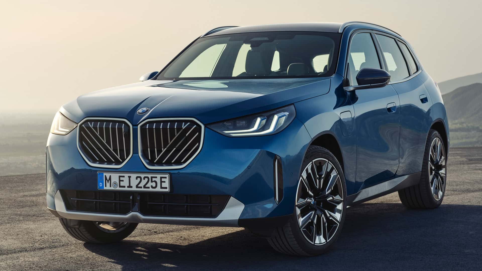 BMW X3 2024: todo sobre la cuarta generación del SUV alemán