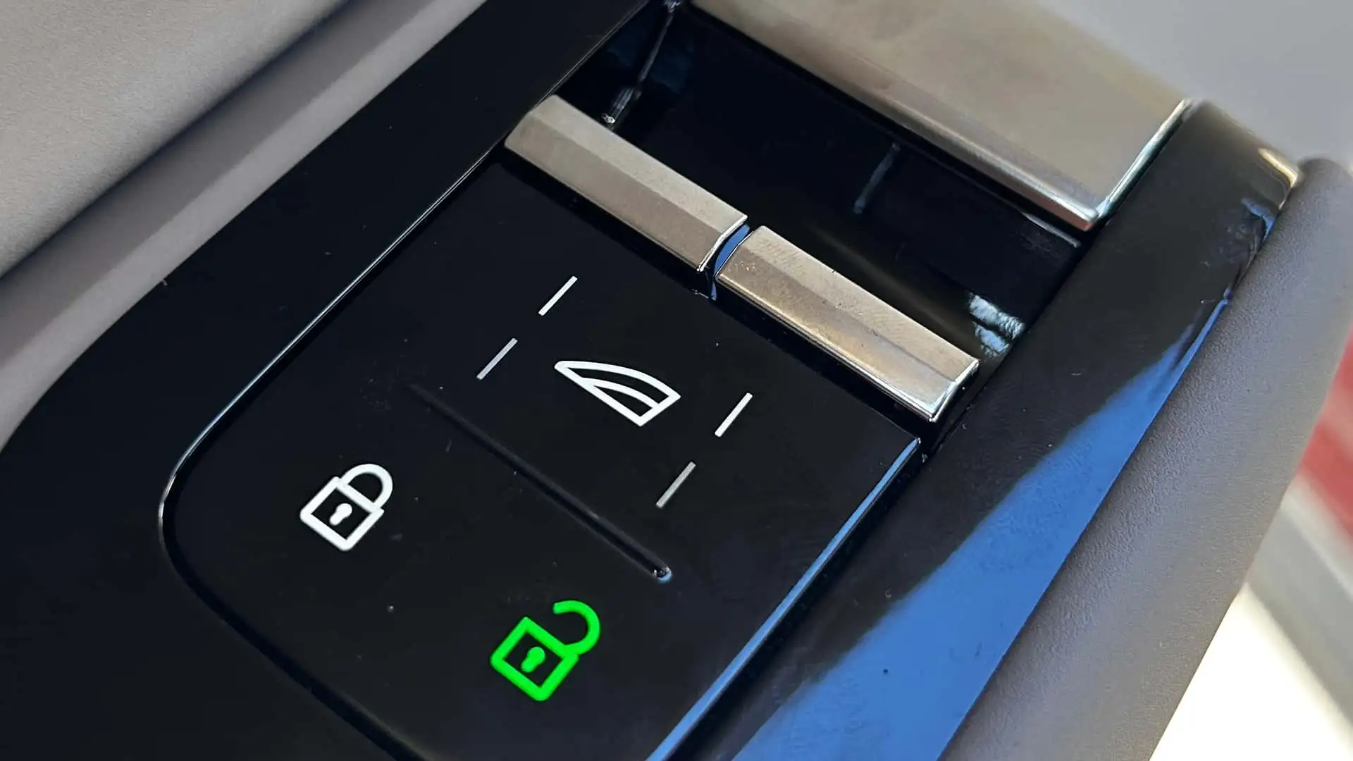 2024 볼보 EX90 - 1.1억의 프리미엄 : 클리앙