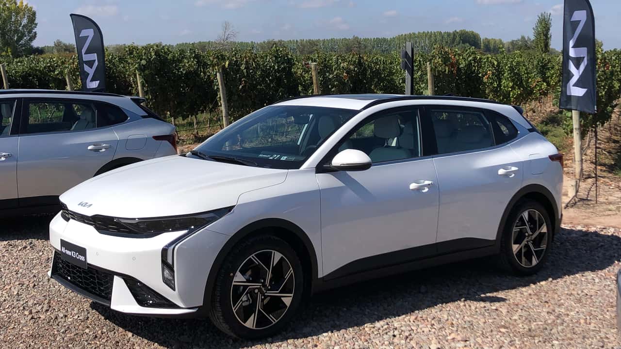 Contacto en Mendoza: Kia K3 Cross (2025)