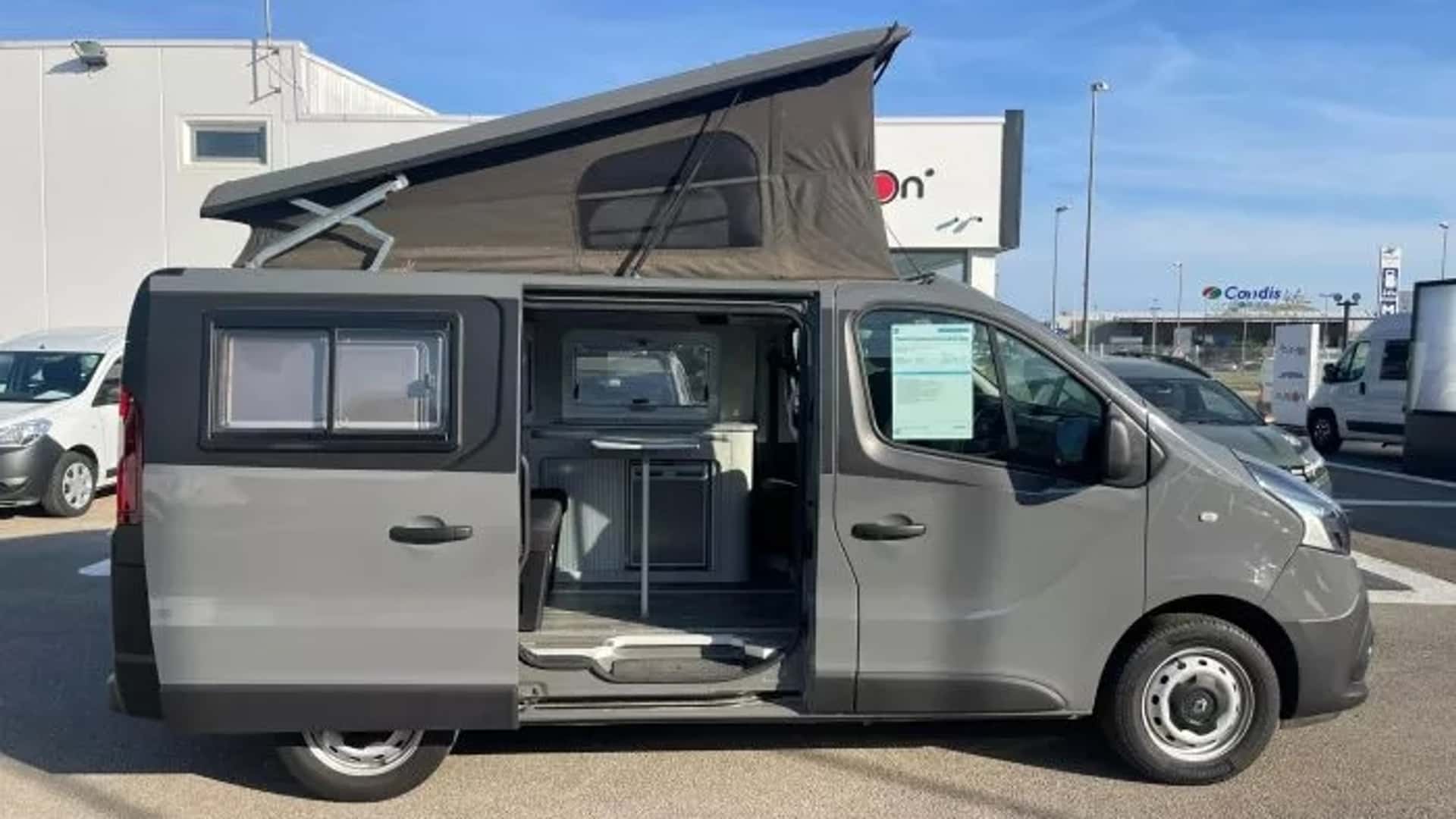 ¿Una camper para comprar ya? Esta Renault Trafic es ideal