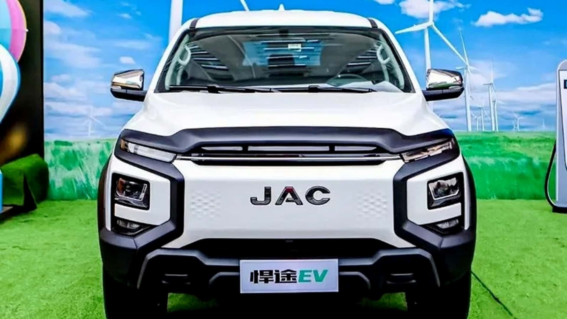 Nova picape elétrica da JAC que virá ao Brasil surge com outra dianteira