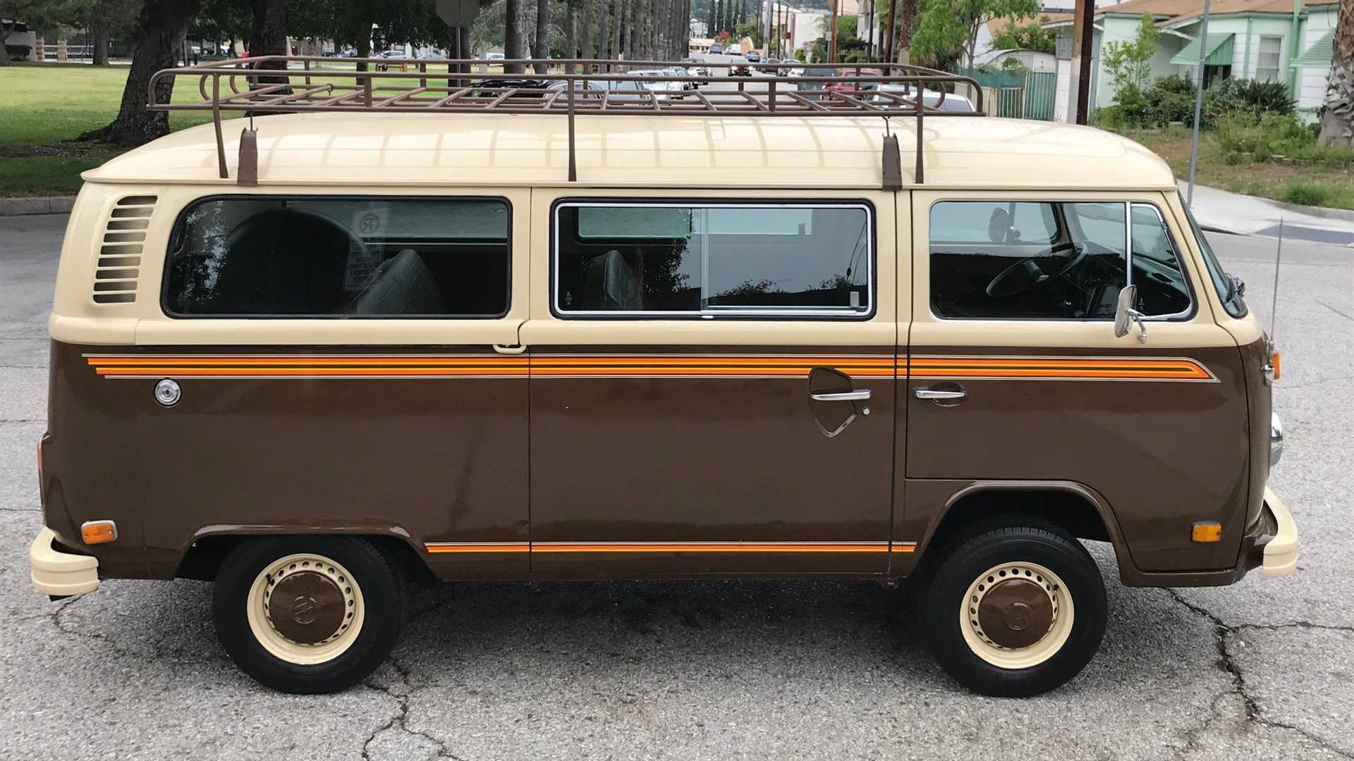 Rack Up Some Groovy Miles In This $15.5K 1978 VW Bus | Motorious