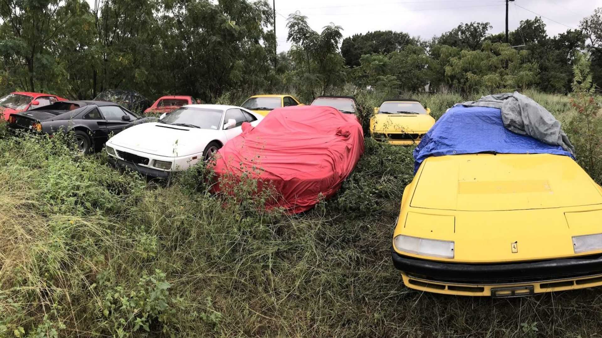 Incroyables photos d'un cimetière de Ferrari abandonnées