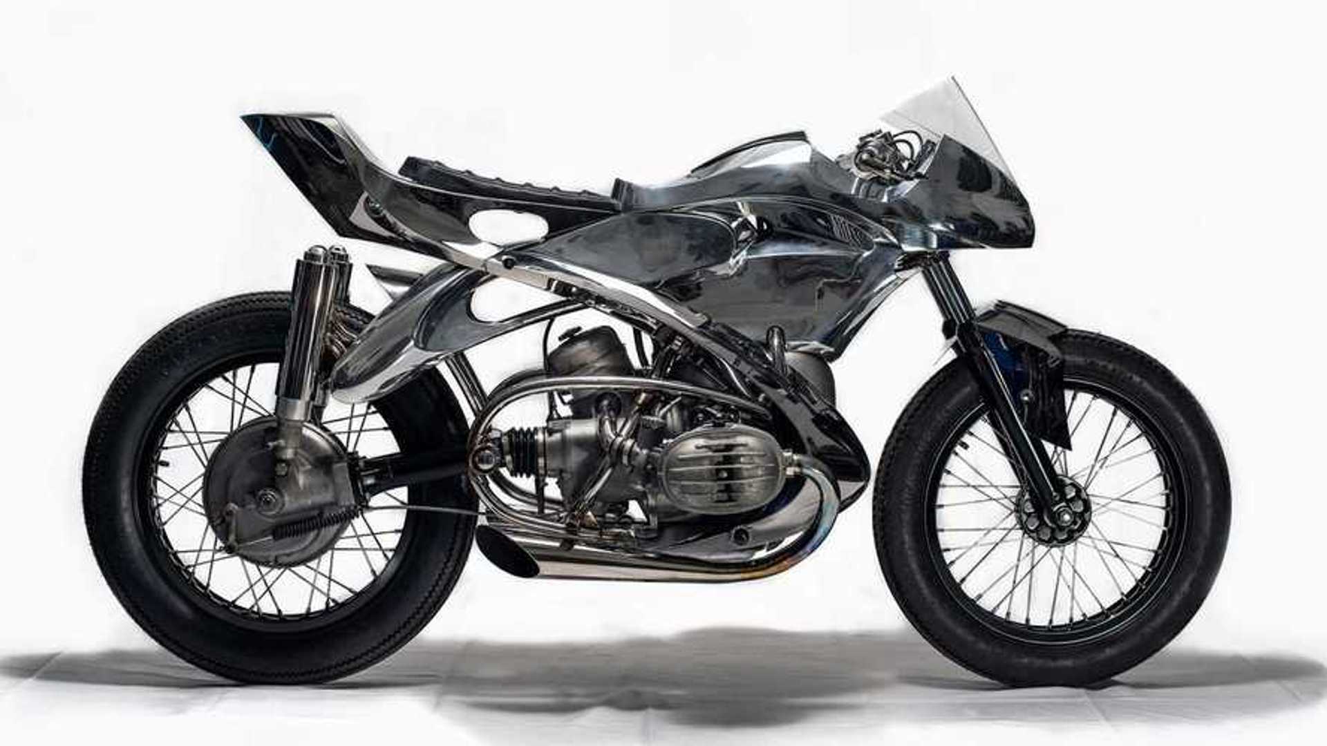 Custom Builder Turns BMW R 60/2 Into A Rolling Sculpture