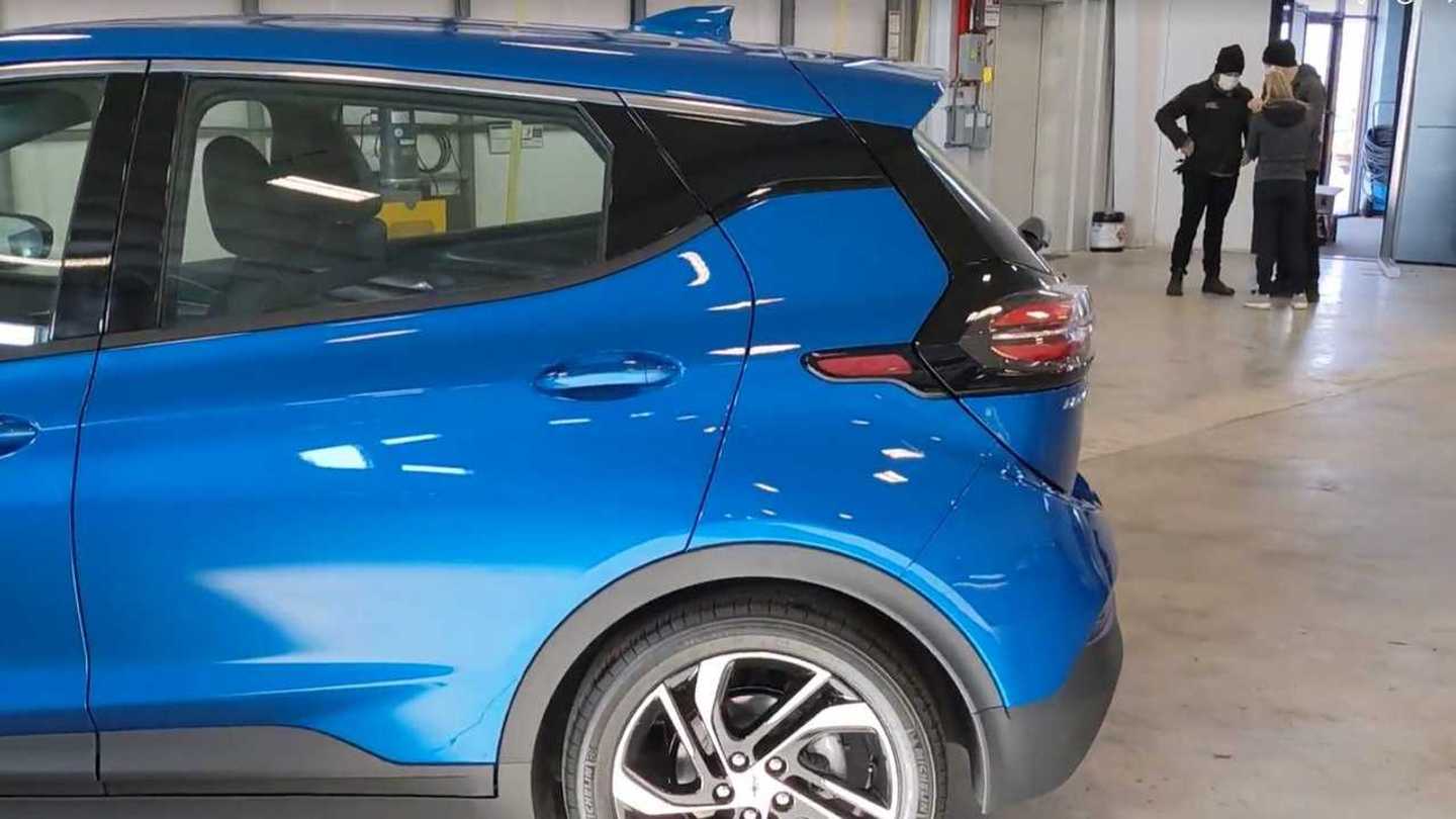 2022 Chevrolet Bolt EUV First Drive Review: A Bigger, Better Bolt