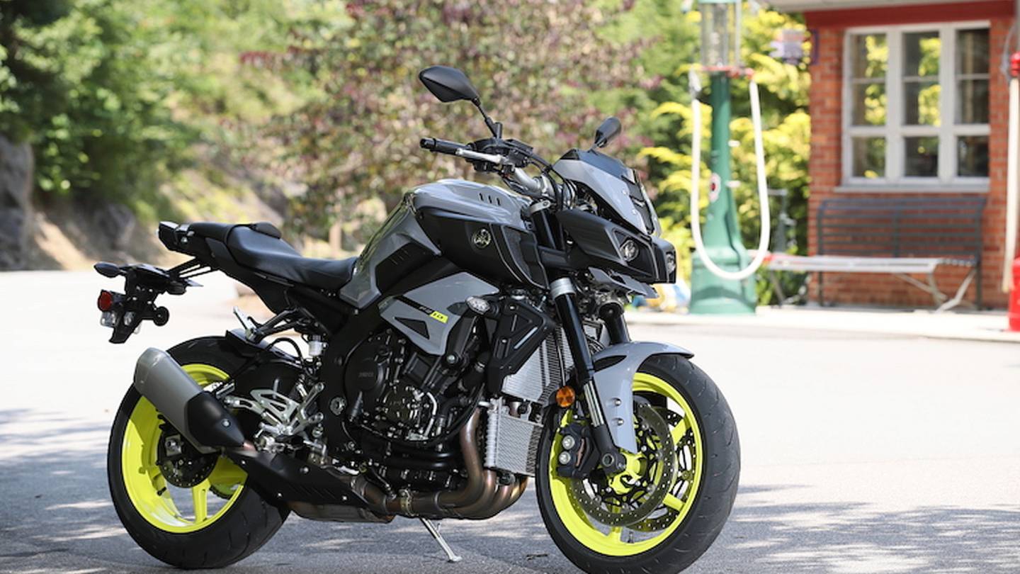 First Ride: 2017 Yamaha FZ-10