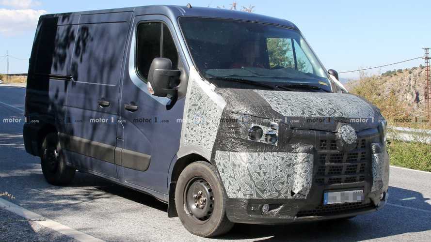 UK: Renault Adds New Body Conversions For Master E-Tech Van