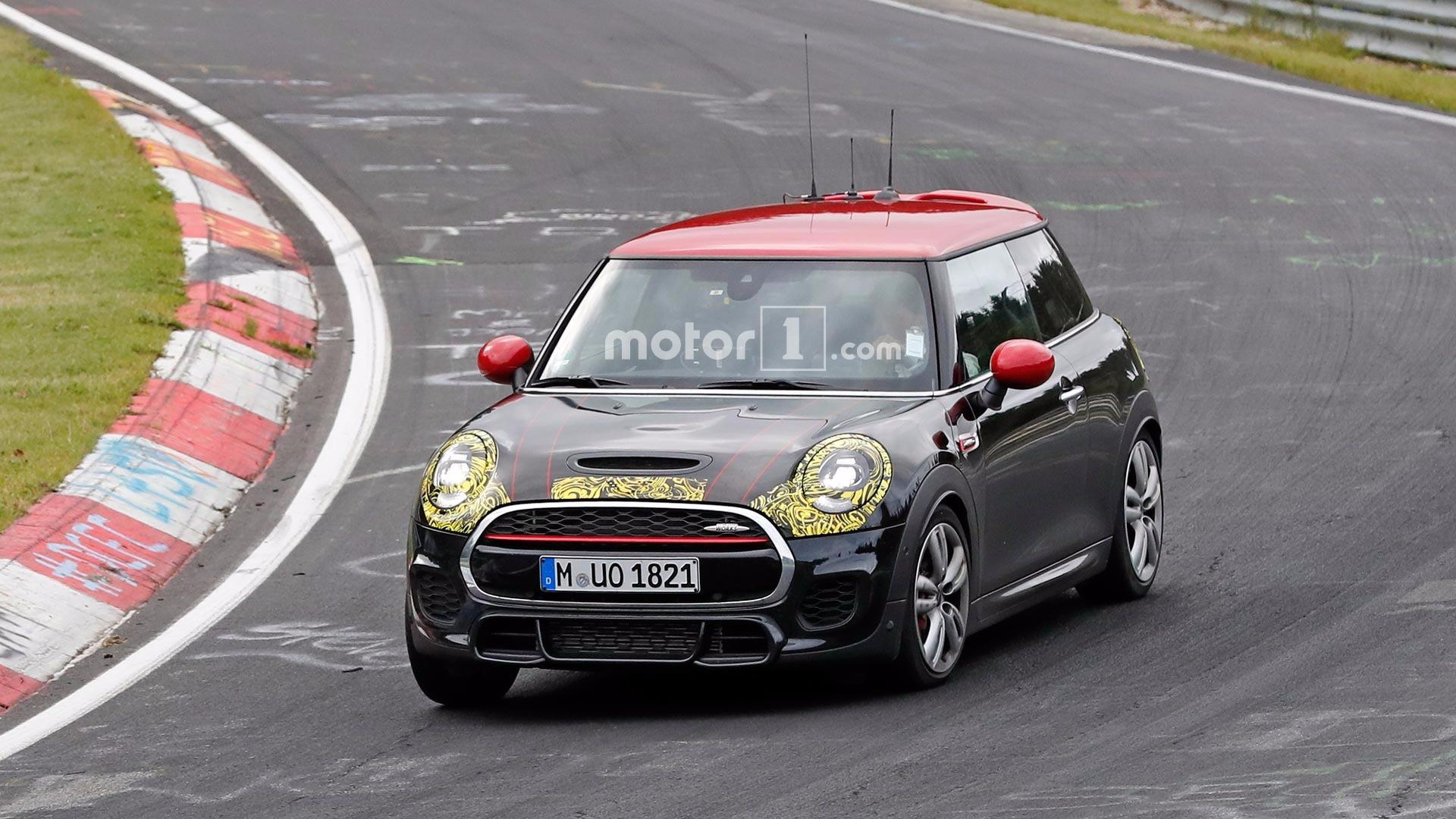 Fotos espía del MINI JCW restyling 2018, rodando en Nürburgring
