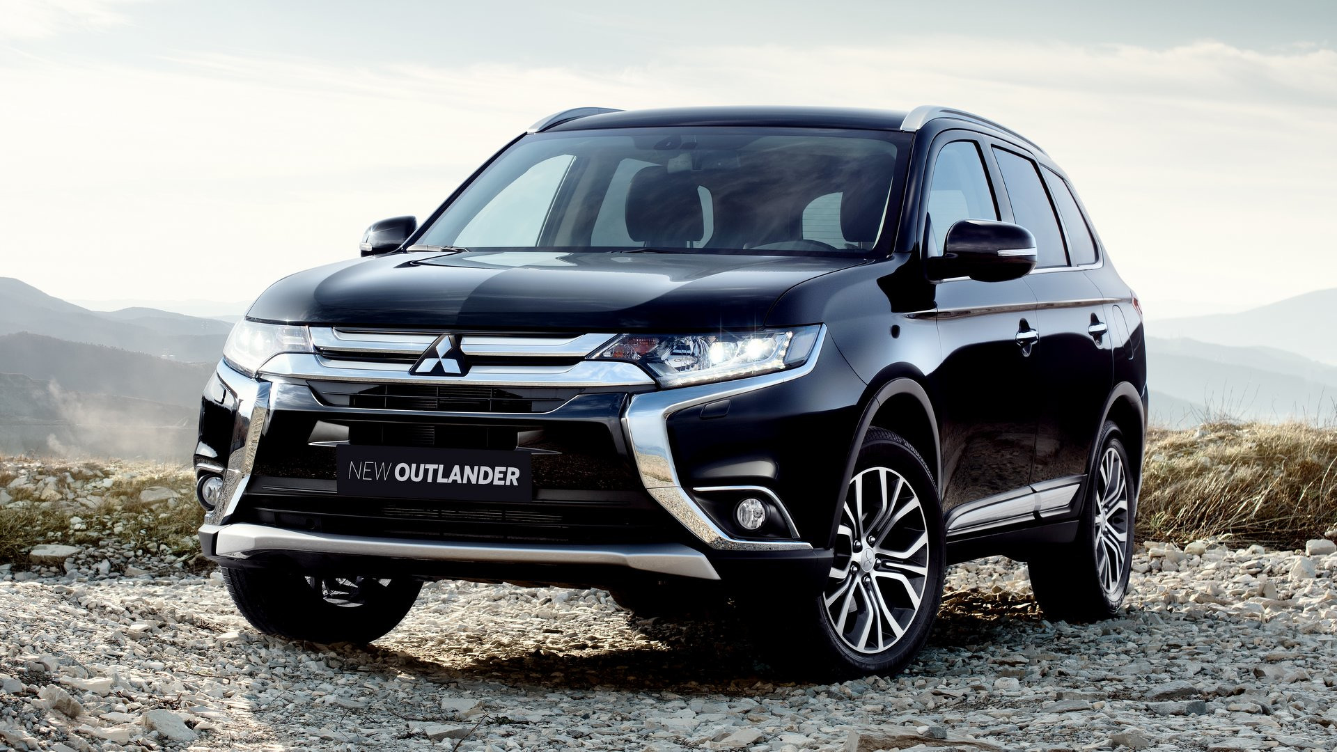 Mitsubishi Outlander recebe novo motor 2.0 que promete ser 20% mais ...
