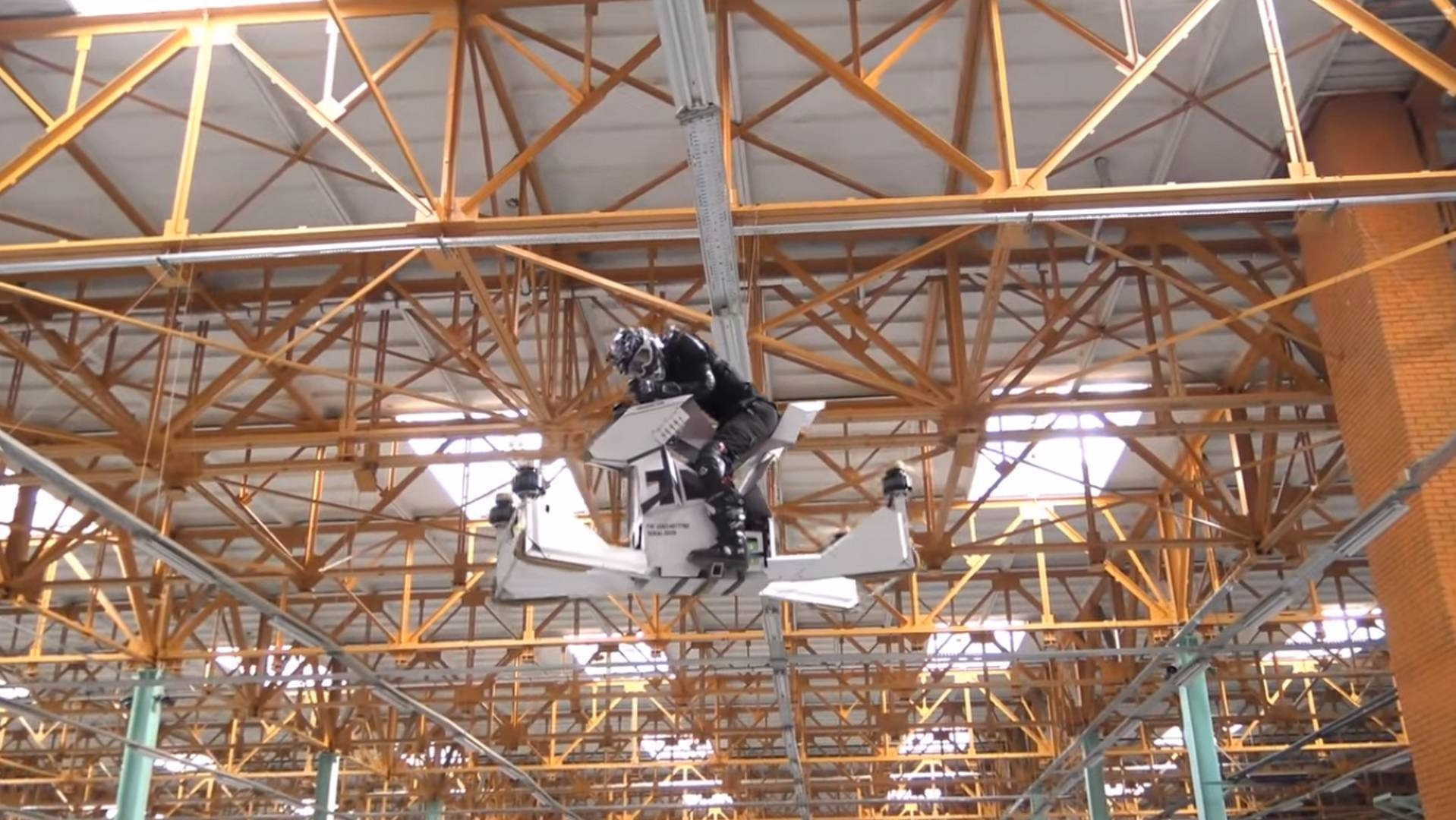 Empresa russa anuncia criação de revolucionária moto drone