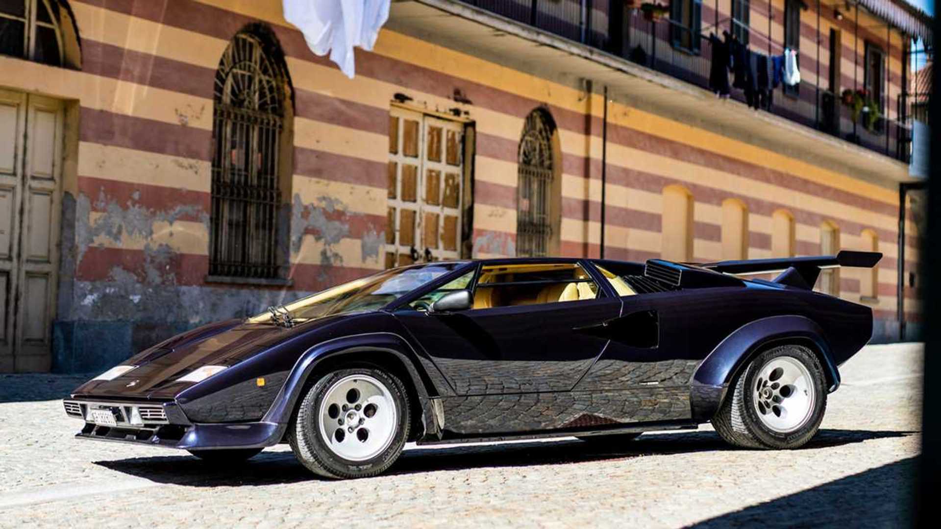 Lamborghini Countach: 50 Jahre im Rückblick mit Video